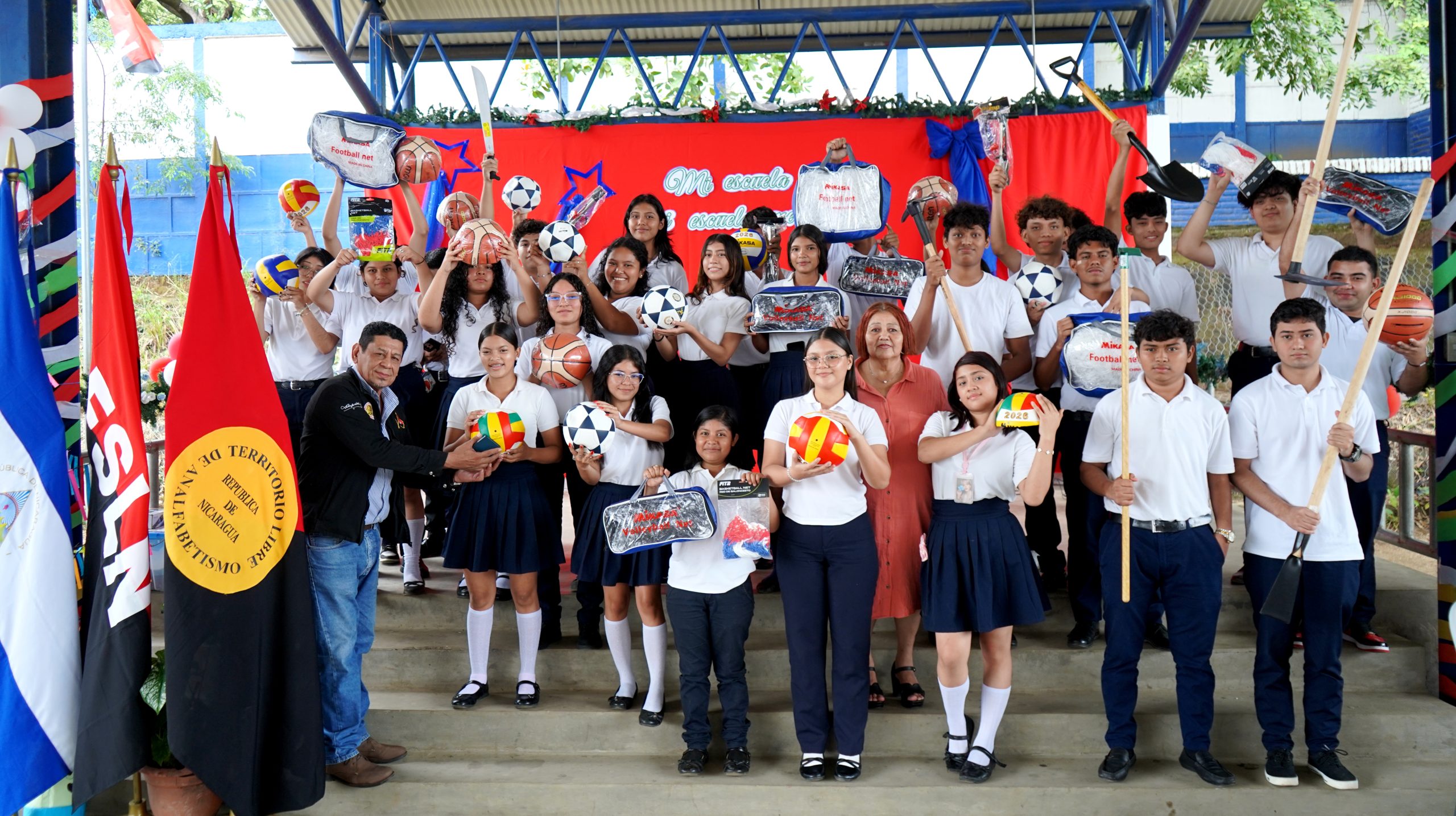 Premiación del Programa “Mi escuela digna, Mi escuela me inspira ...